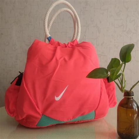 خرید و قیمت ساک ورزشی زنانه از غرفه کیف و کوله کیفباران باسلام