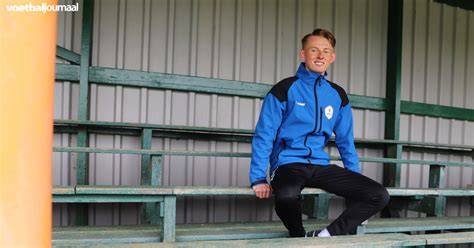 Ference Van Den Berg Is Kilometervreter Van Verburch Voetbaljournaal