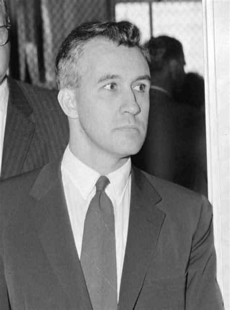 Photos From The Man In The High Castle Page 15