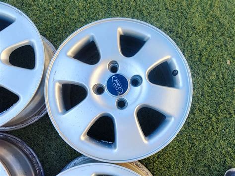 15 4x108 Ford лети джанти 4х108 Форд гр Велико Търново Асенов • Olx Bg