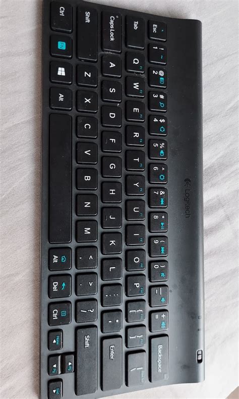 Logitech Wireless Bluetooth Keyboard With Tablet Stand Case Computers And Tech Parts