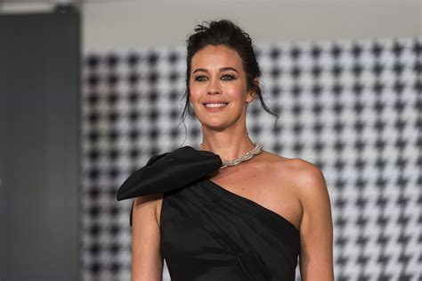 Megan Gale Con Gli Spot Girai Il Mondo Le Scene Di Nudo In Vacanze