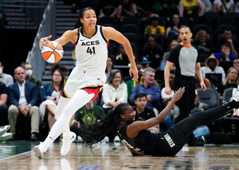 Why Former Uconn Star Kiah Stokes Is Key To Las Vegas Aces Success