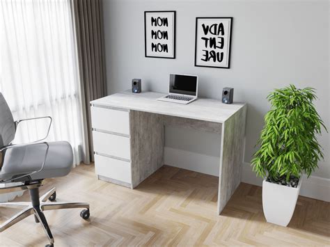 Компьютерный стол деревянный из ламинированного ДСП от производителя Drevogoods прямой