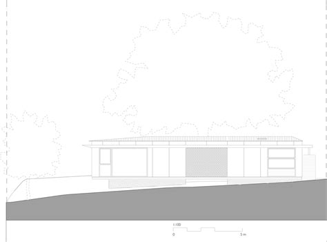 Keperra House Built Around A Sheltered Deck By A Ch