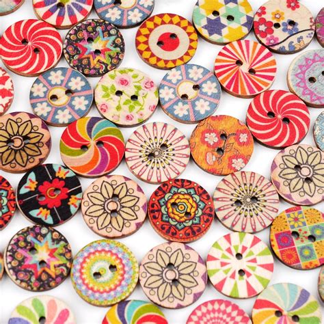 Vintage Wooden Buttons 200pcs Assorted Round Mixed Buttons For Crafting Sewing Knitting