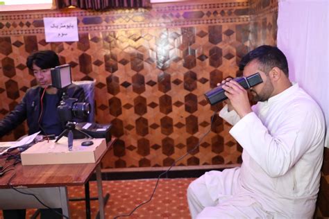 ‫مراجعۀ روزانه حدود ۱۵۰۰ متقاضی به مرکز توزیع تذکرۀ الکترونیکی ناحیۀ هفدهم شهرکابل مرکز توزیع