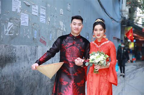 Vietnam Wedding Clothing