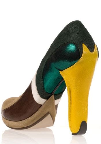 ΕΠΙΚΟΙΝΩΝΙΑ Gr ΤΑ ΠΙΟ ΠΑΡΑΞΕΝΑ ΠΑΠΟΥΤΣΙΑ ΣΤΟΝ ΚΟΣΜΟ ΕΣΥ ΘΑ ΤΑ ΦΟΡΑΓΕΣ