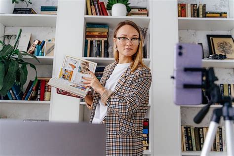 What Are The Advantages Of Offline Classes Over Online Classes