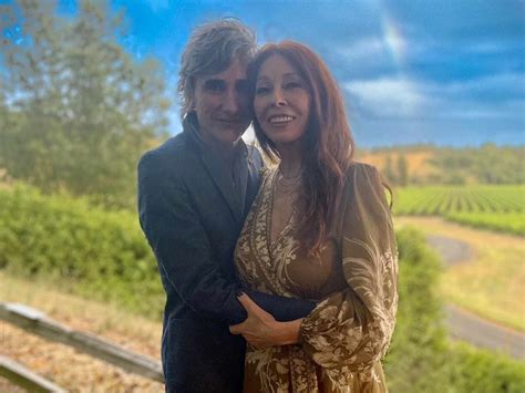 Who Is Elvira Star Cassandra Petersons Partner All About Teresa T