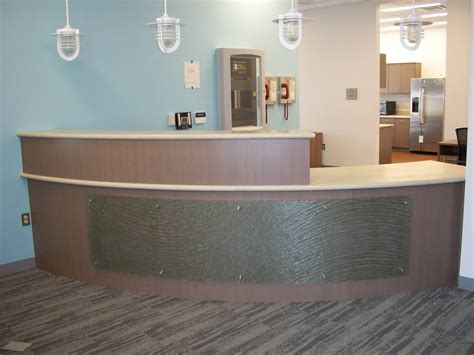 Goodwin University Desco Pro