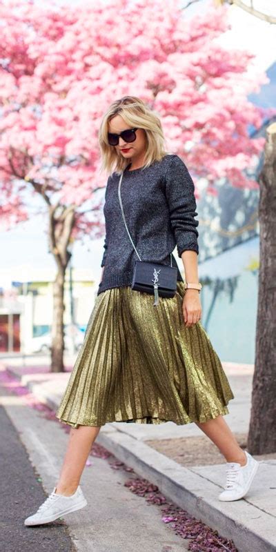 Easy Outfit Formula The Knife Pleated Skirt Ylf