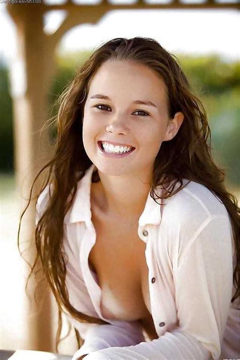 Smiling Cutie Shows Us A Tanline Porn Pic Eporner