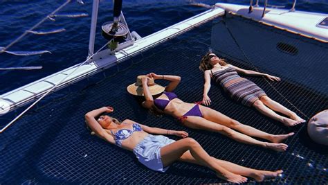 Anna Kendricks Bikini Birthday Trip In Costa Rica Photos Go Viral