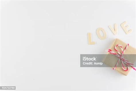 텍스트 사랑 아이콘 발렌타인의 날 관계 개념에 대 한 공간을 가진 백색 배경에 단어 사랑 2월에 대한 스톡 사진 및 기타 이미지 Istock