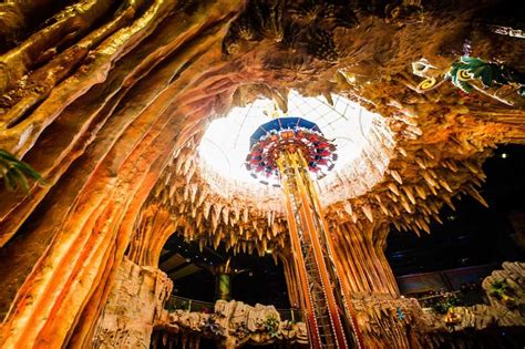 Ba Na Hills Da Nang Vietnam Weather Golden Bridge Cable Car