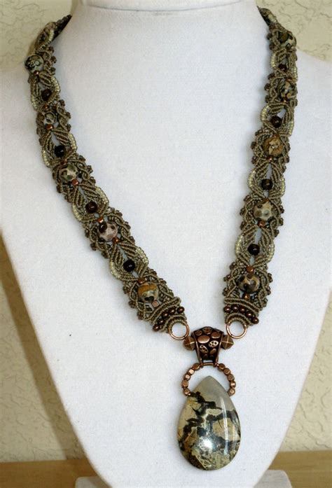 Best Images About Macrame On Pinterest Macrame Pendants And Macrame Bracelets