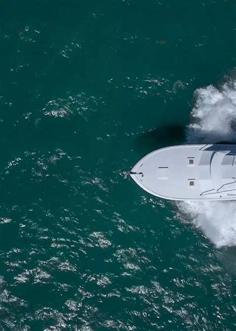 Axiom Chartplotters Products Raymarine