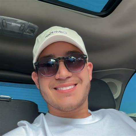 Marcos Vini Marcos Vini Threads Say More