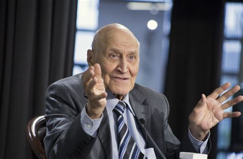 Гормонотерапия помогает Николаю Дроздову бороться с онкологией