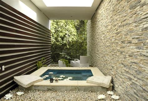 Natural Slate Cladding Enriches The Look Of Your Home