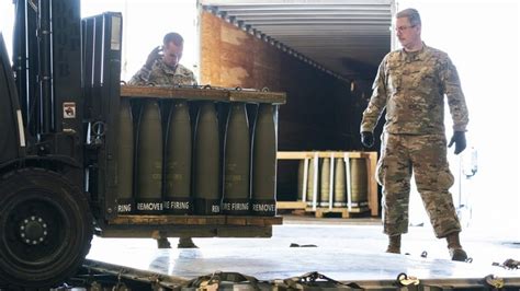 Камарата на представителите в САЩ прие дългоочакваната военна помощ за Украйна ШУМ БГ