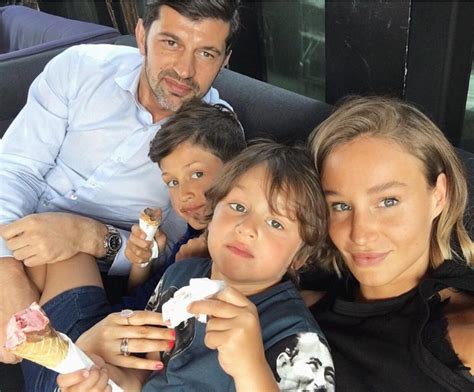 “კახა კალაძე როგორ ვამაყობთ და გვეიმედები ახალგაზრდა თაობის მაგალითი ხარ ” Exclusivenews Ge