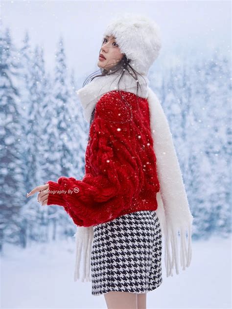 雪地里的怦然心动 ️冬日必拍少女写真 花瓣网