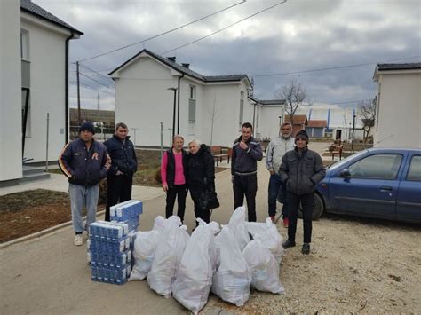 Храна за угрожене са КиМ Хуманитарна организација Мајка девет Југовића
