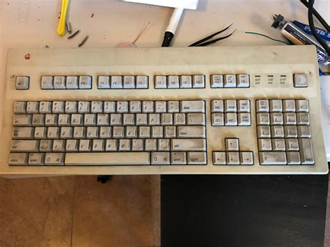 Apple Extended Keyboard II Keycap Dyeing