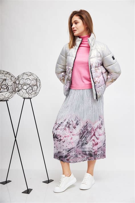 Marc Cain Sports Юбка плиссе в горный узор купить по выгодной цене Корона мужская и