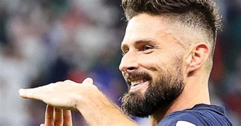 레전드 앙리 넘은 프랑스 최다 득점 지루 어린 시절 꿈이었다