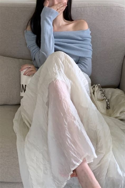 Set 스카이 오프숄더 긴팔 슬리밍 니트 스웨터 플리츠 롱스커트 투피스세트