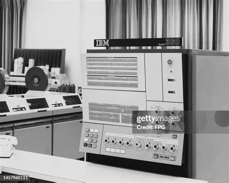 An Ibm System 360 Model 30 Mainframe Computer System At The Offices News Photo Getty Images