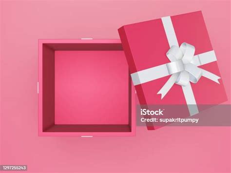 흰색 리본과 빈 공간이있는 3d 빨간색 열린 선물 상자의 상단 보기 빈 패키지 3차원 형태에 대한 스톡 사진 및 기타 이미지 3차원 형태 선물 선물 상자 Istock