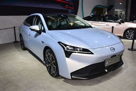 买广汽埃安十大忠告跑滴滴埃安y跟s哪个好广汽埃安大山谷图库