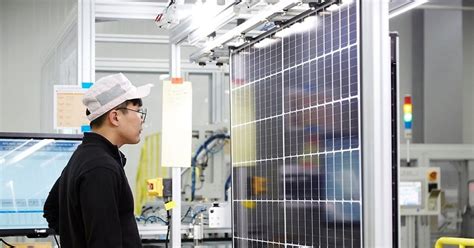 2024년 그린 산업 전망재생에너지 ‘맑음 전기차·배터리 ‘감속