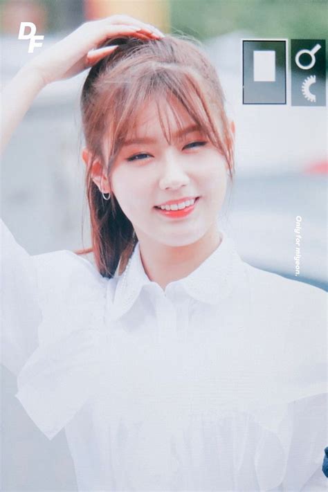아이들 Chomiyeon Miyeon Gidlemiyeon Gidle Kpopgirlgroup Kpopgidle 조미연 미연
