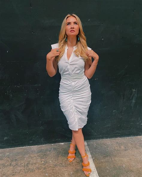 Eliza Bennett Outfits Style And Looks K4 Fashion