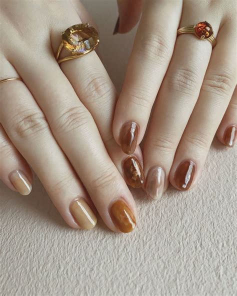 Nail Art Coklat Elegan At Kevin Blankenship Blog