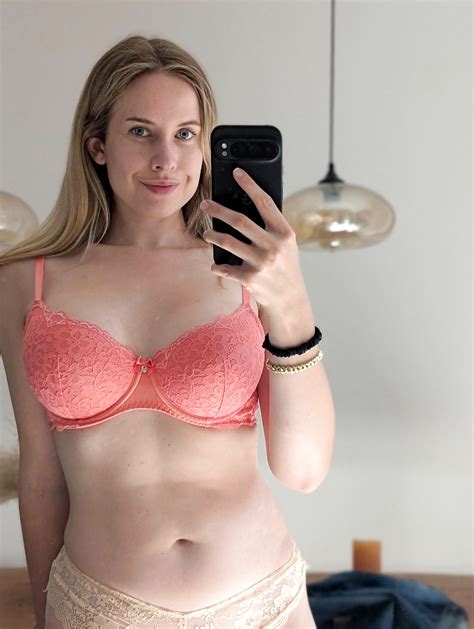 Bra Selfie