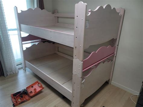 광명시 철산동 슬라이드옷장버리기 장농버리기 붙박이장철거 이층침대버리기 어린이침대버리기 돌침대버리기 식탁버리기 의자버리기 렌지선반버리기 이사가구수거 폐기수거업체 방문수거업체