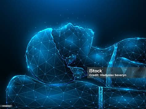 수술대에 누워 있는 환자의 다각형 벡터 그림입니다 의료 배너 템플릿 또는 배경 잠자기에 대한 스톡 벡터 아트 및 기타 이미지 잠자기 개념 테크놀로지 Istock