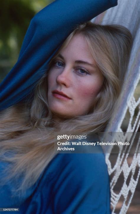 Cybill Shepherd Appearing In The Abc Tv Movie A Guide For The News