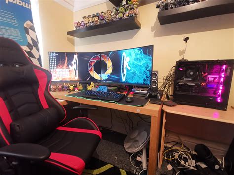 Finally Finished My Setup I M Now Very Poor With An Unhappy Girlfriend R Pcmasterrace