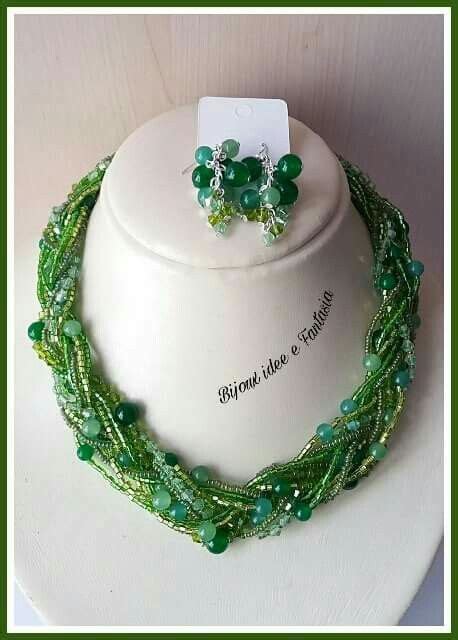 Pin Di людмила златовласка Su Изделия своими руками и ремесла Perle Collane Perline