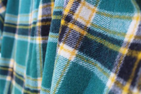 Vintage Faribo Wool Camp Blanket Plaid Green Gold Black Stadium