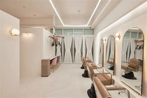 화이트톤 심플하고 모던한 15평 강남미용실인테리어 강남구 대치동