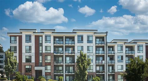 새로운 현대적인 아파트 블록 평평한 건물 외관이 있는 주거용 아파트 고급 주택 단지 모던 양식에 대한 스톡 사진 및 기타 이미지 모던 양식 아파트 0명 Istock